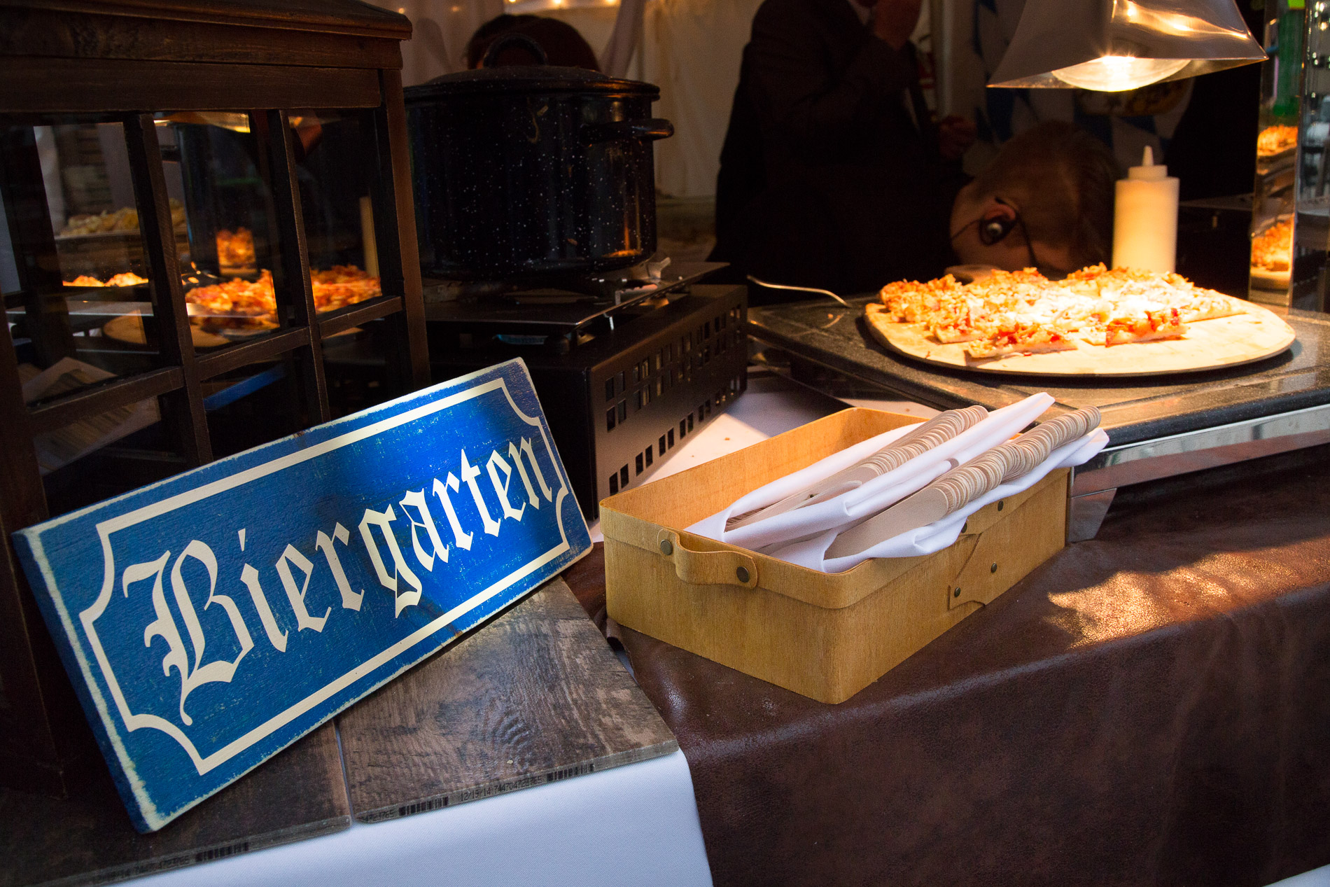 Stations vs Buffets: What is the Difference? - Kahns Catering